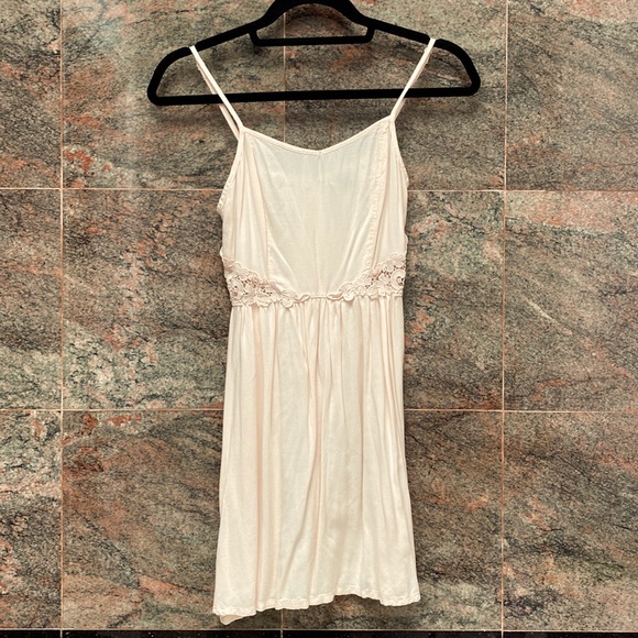 H&M | Dresses | Hm Pink Peekaboo Lace At Waist Dress | Poshmark